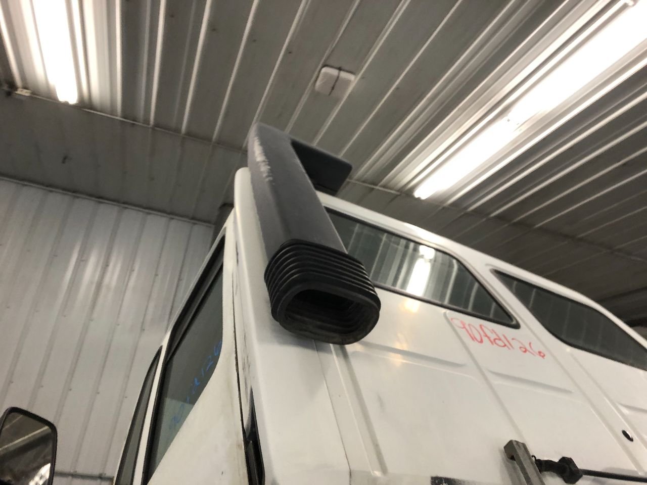 Ford CF7000 Air Transfer Tube for Sale