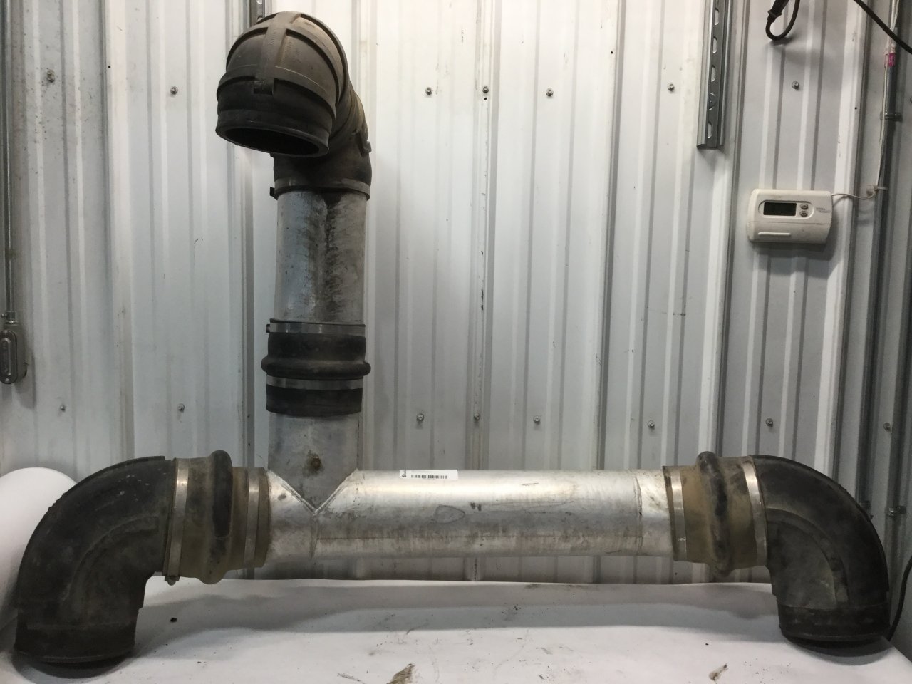 05 10551 050 | Peterbilt 379 Air Transfer Tube for Sale