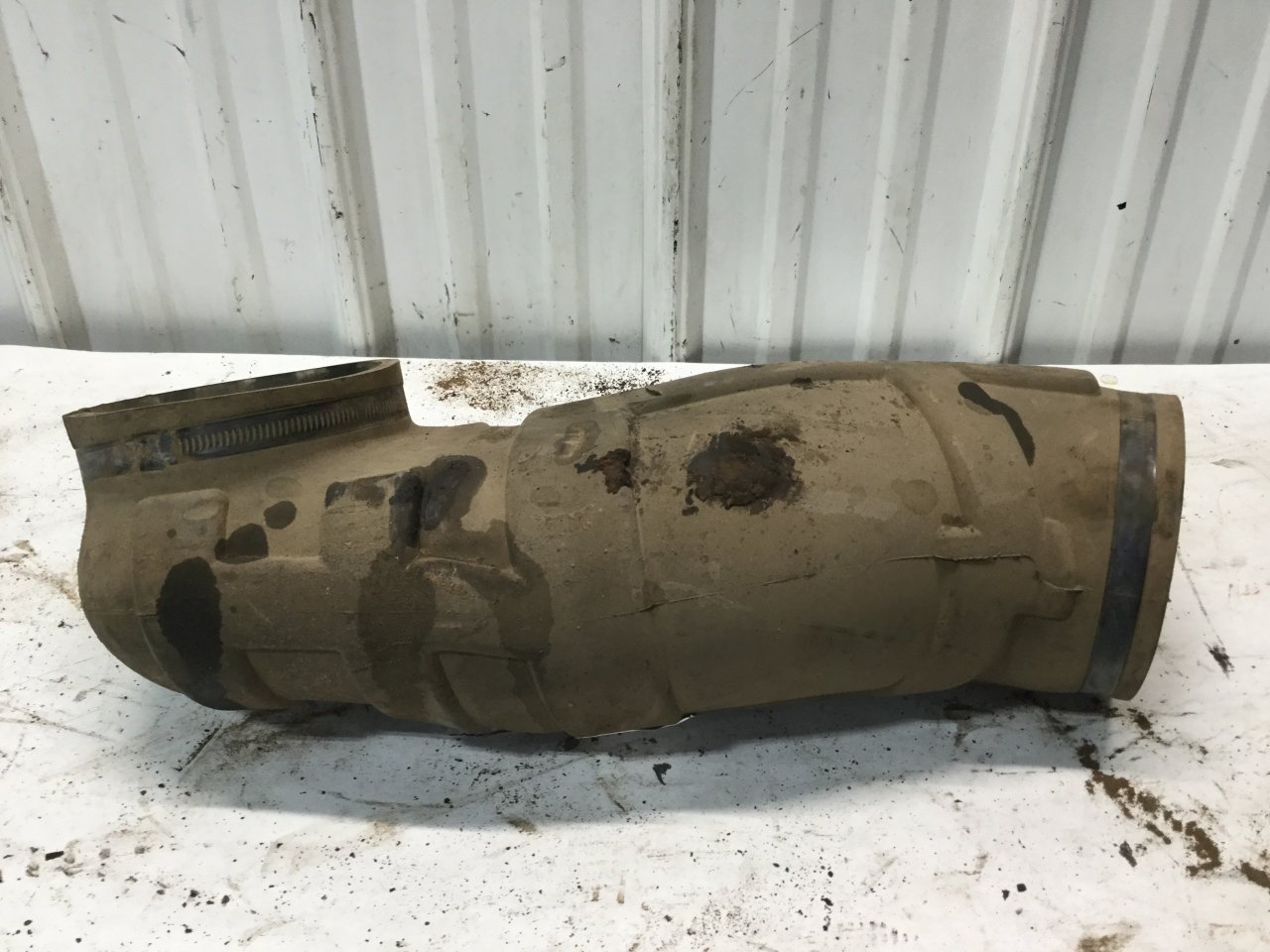2042134C1 | International 8100 Air Transfer Tube for Sale