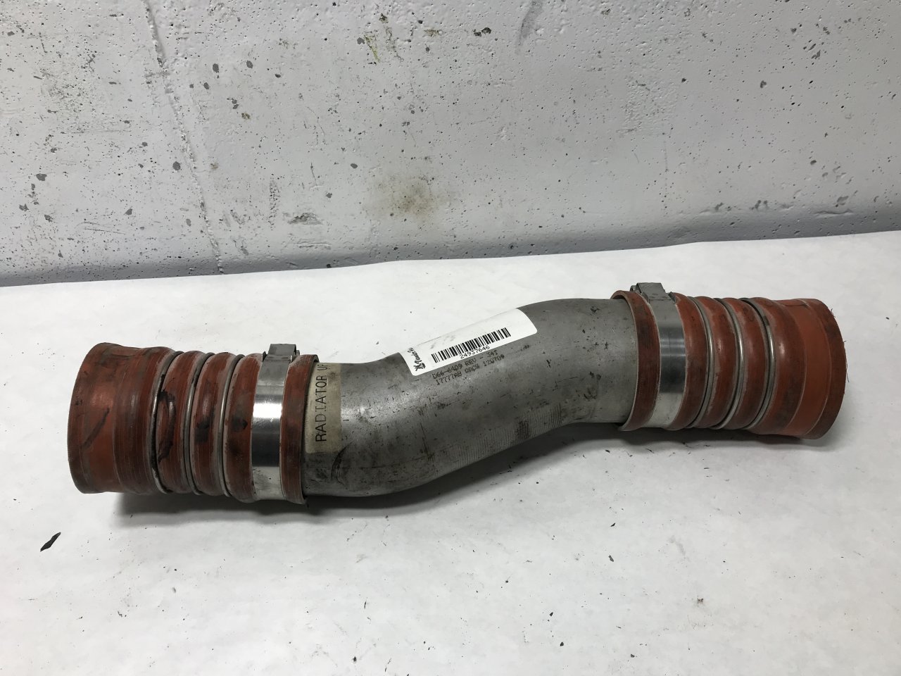 Peterbilt 387 Air Transfer Tube for Sale