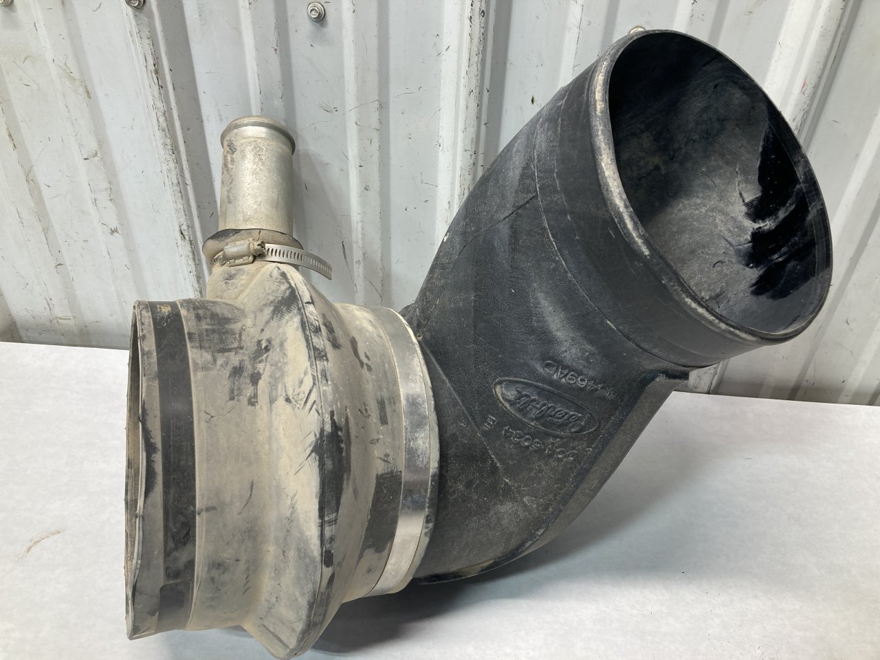 D04-6034 | Peterbilt 365 Air Transfer Tube for Sale