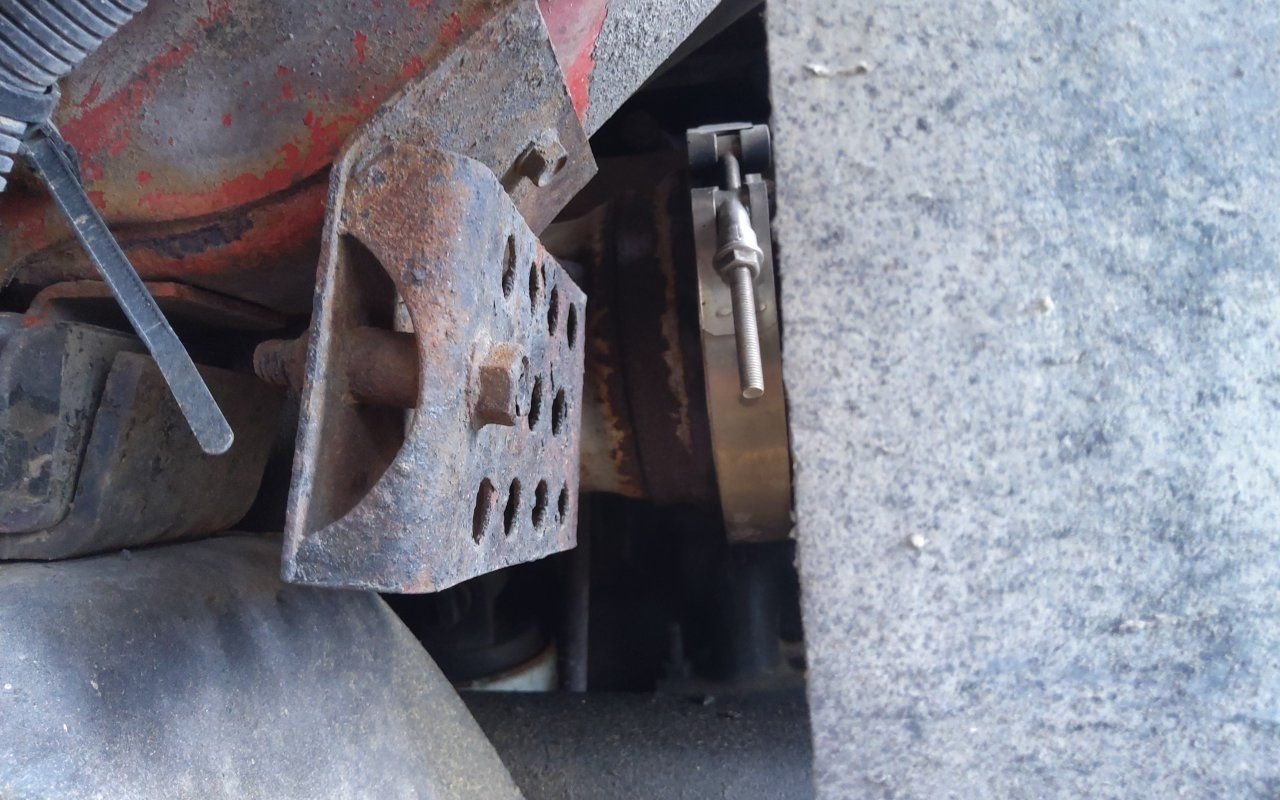 Ford LNT9000 Air Transfer Tube for Sale