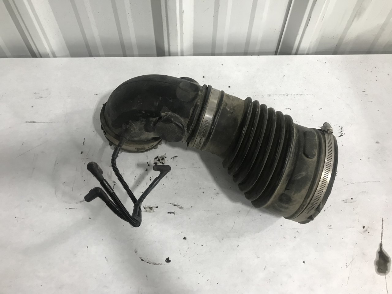 PA6-GF12 | International DURASTAR (4400) Air Transfer Tube for Sale