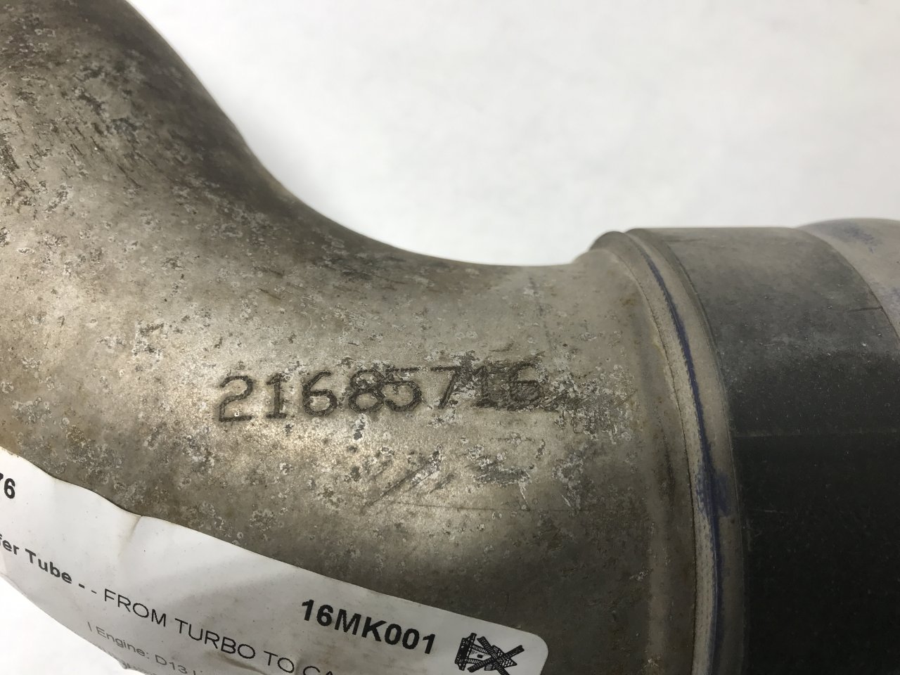 21685716 | Mack CXU613 Air Transfer Tube for Sale