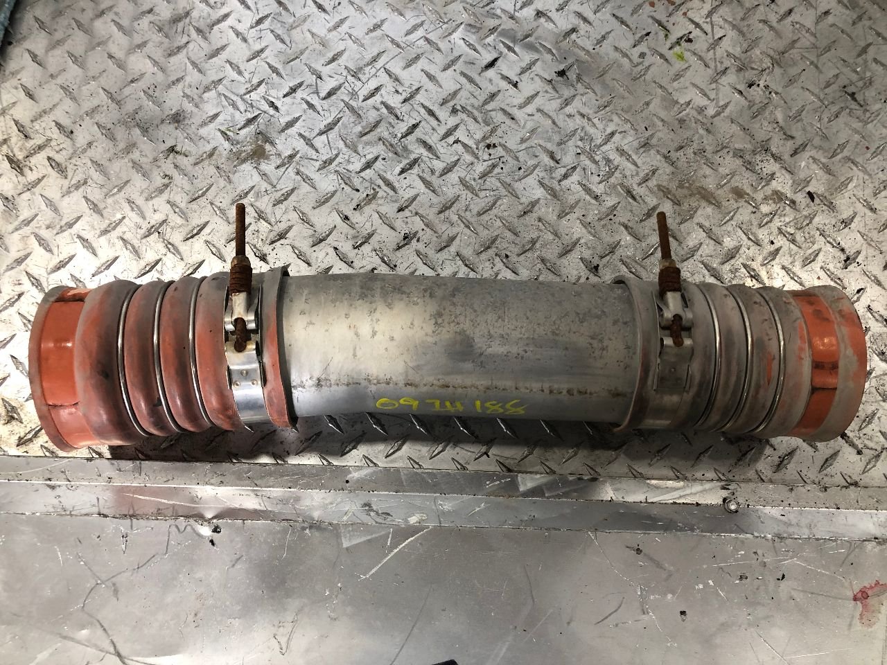 Mack CXU613 Air Transfer Tube for Sale