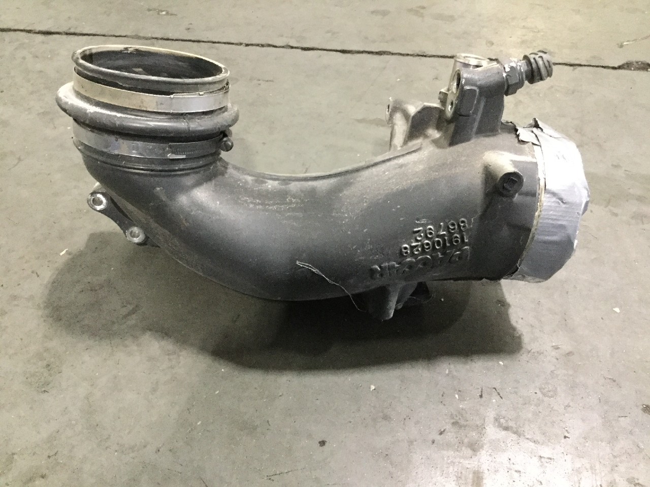 1910628 | Kenworth T680 Air Transfer Tube for Sale