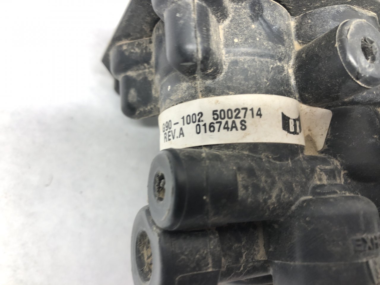 Bendix 5002694 Air Valve for Sale