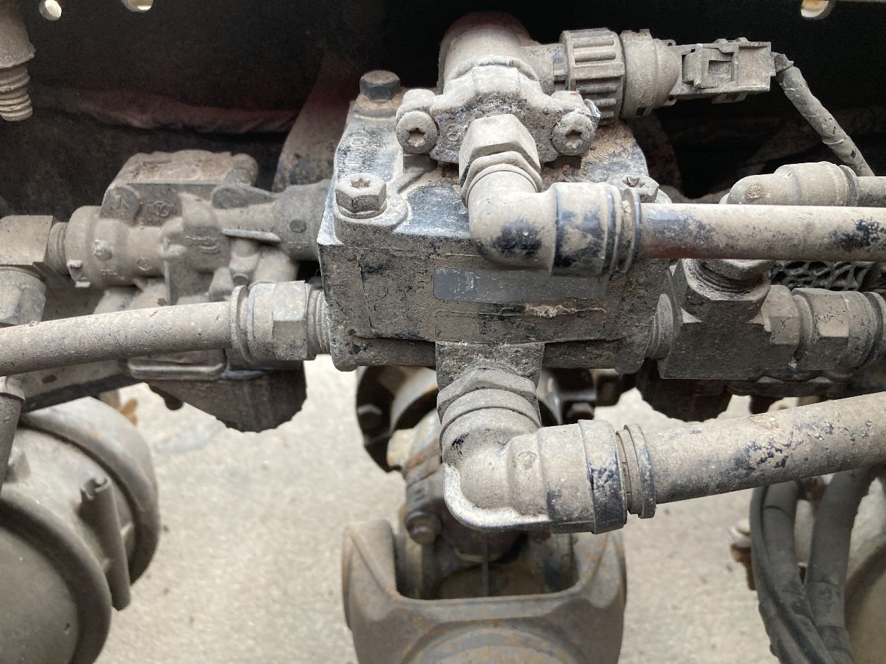 Bendix K071939 Air Valve for Sale