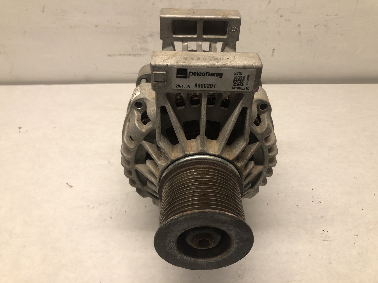 Freightliner 122SD Alternator for Sale