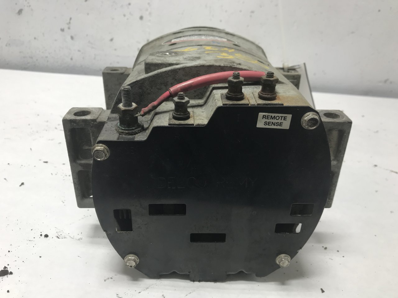 8700018 | International 9400 Alternator for Sale