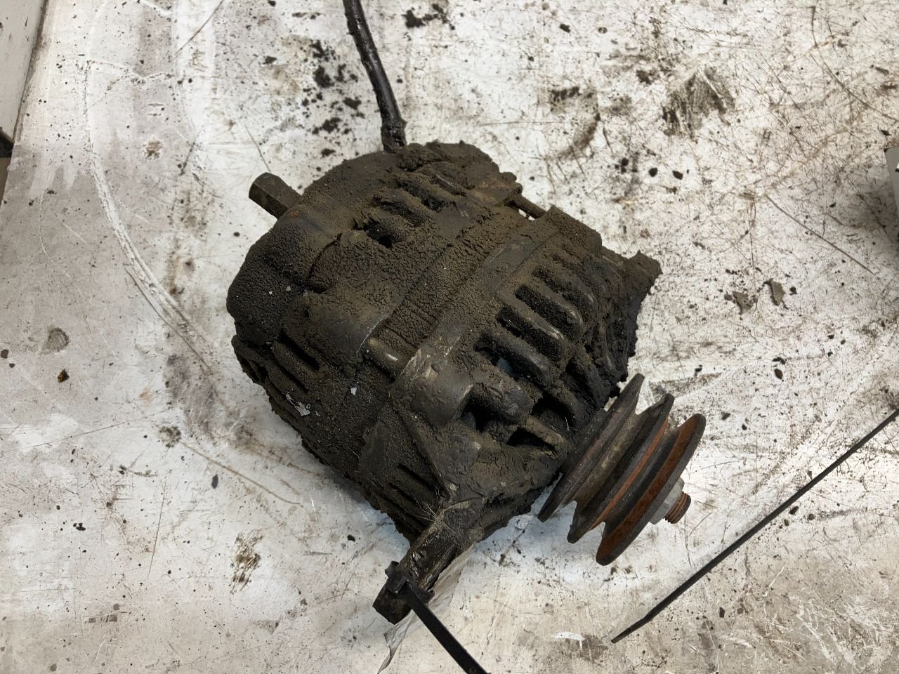 Mack CH600 Alternator for Sale