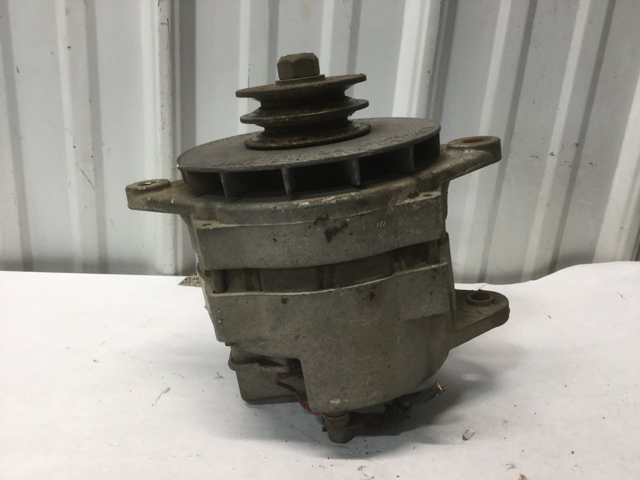 Freightliner FLD120 Alternator for Sale