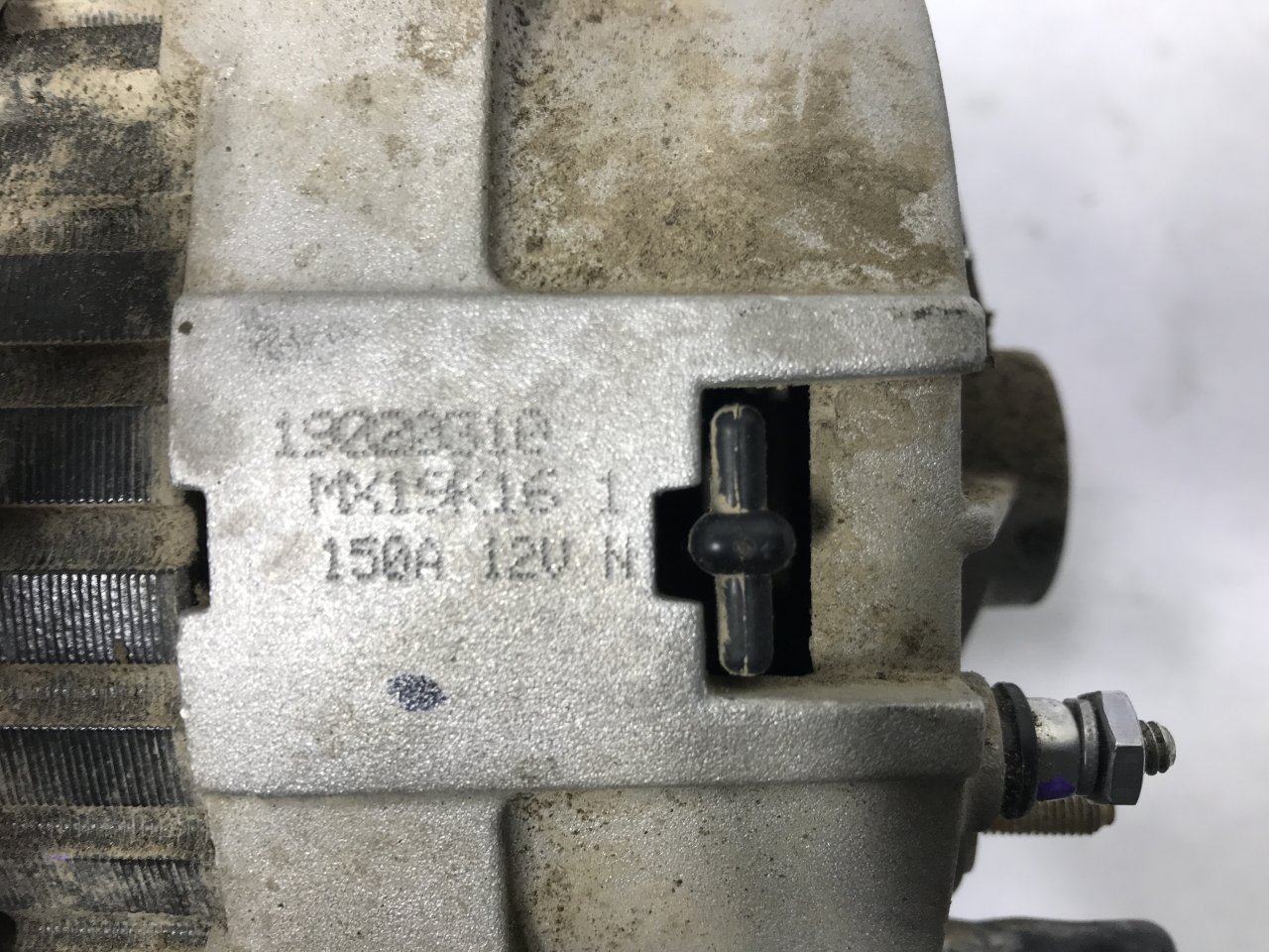 19020310 | Ford LT8000 Alternator for Sale