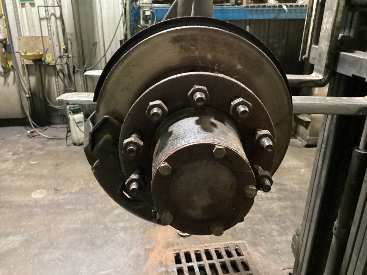 Chevrolet CHEVROLET 3500 PICKUP Axle Assembly for Sale