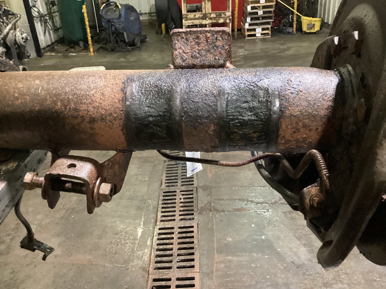 Chevrolet CHEVROLET 3500 PICKUP Axle Assembly for Sale