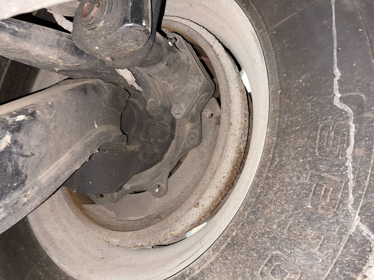 Hendrickson 70952-002 Front Axle Assembly for Sale