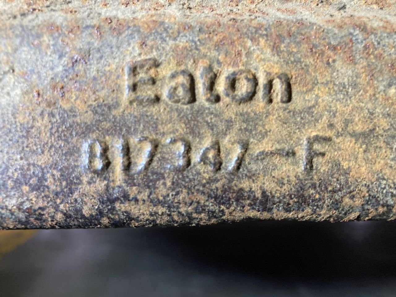 Eaton E-1320I Front Axle Assembly for Sale