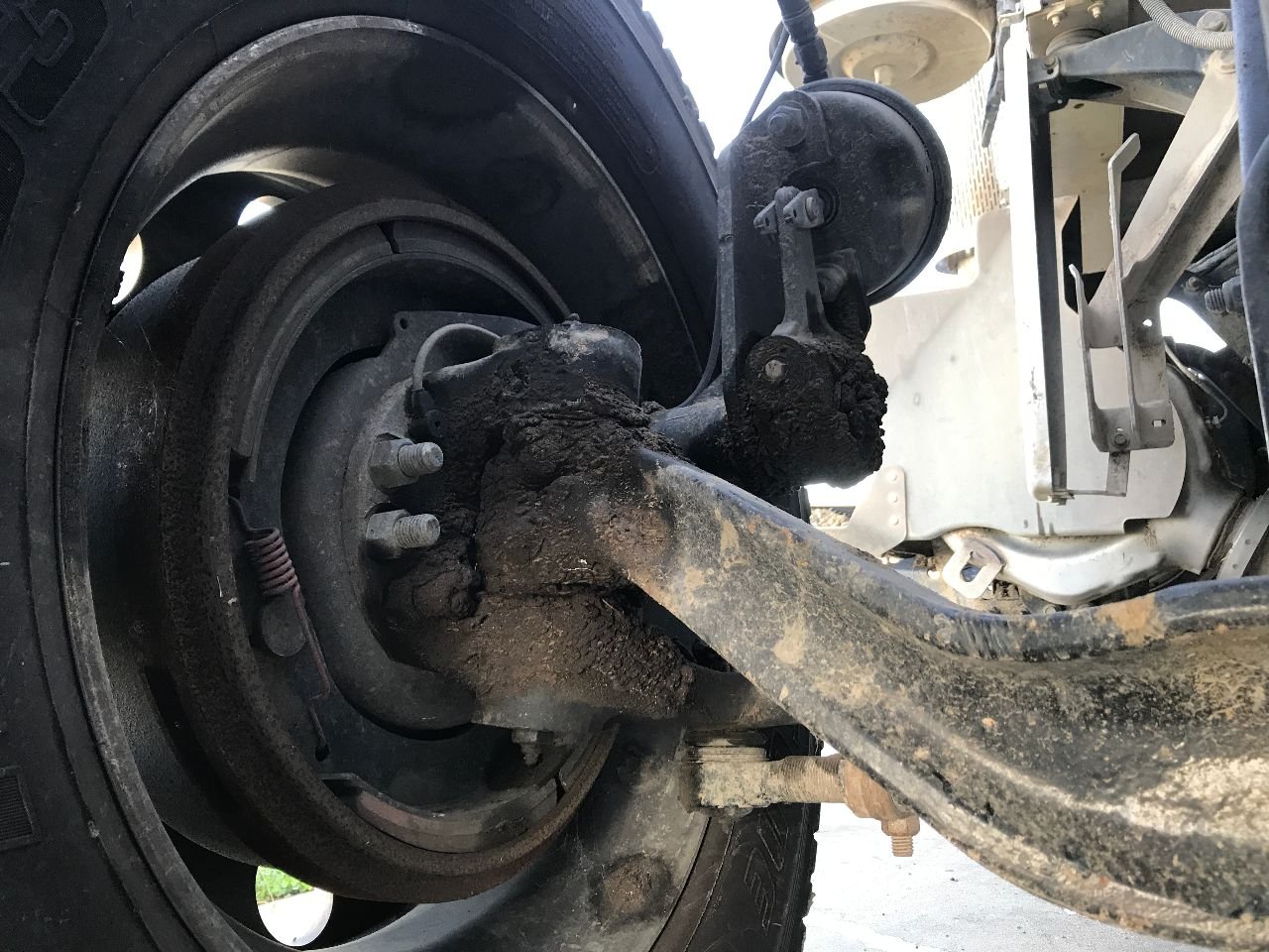 Eaton E-1322LW Front Axle Assembly for Sale