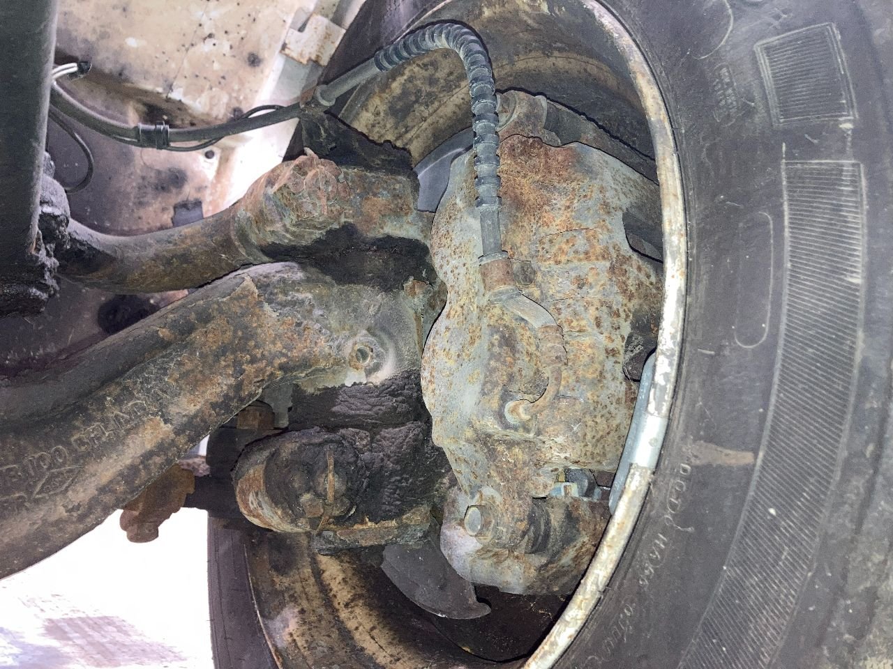 100TB10 | Spicer I-100 Front Axle Assembly for Sale