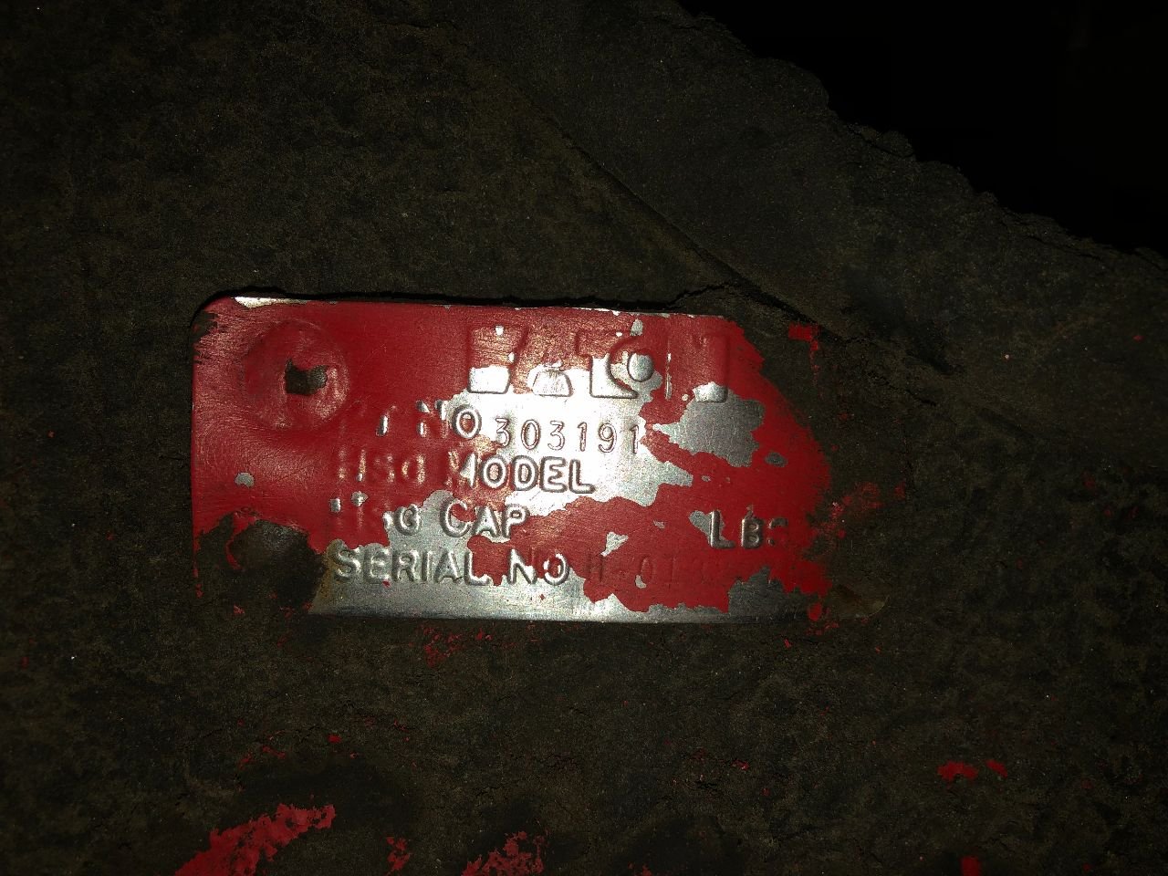 303191 | Eaton DS402 Axle Housing for Sale