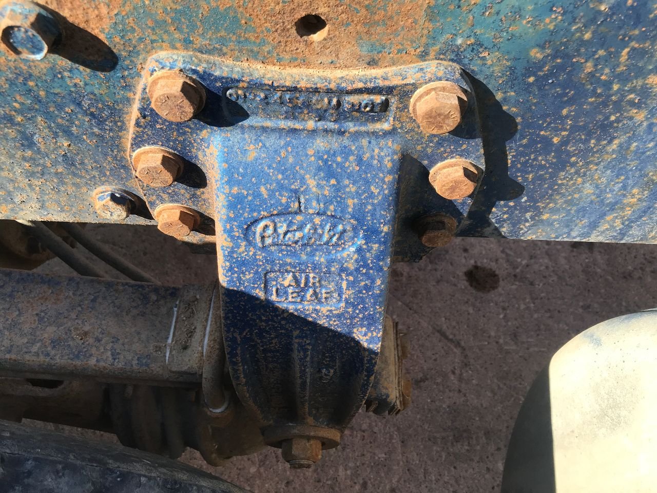 303191 | Eaton DS402 Axle Housing (Front / Rear) for Sale