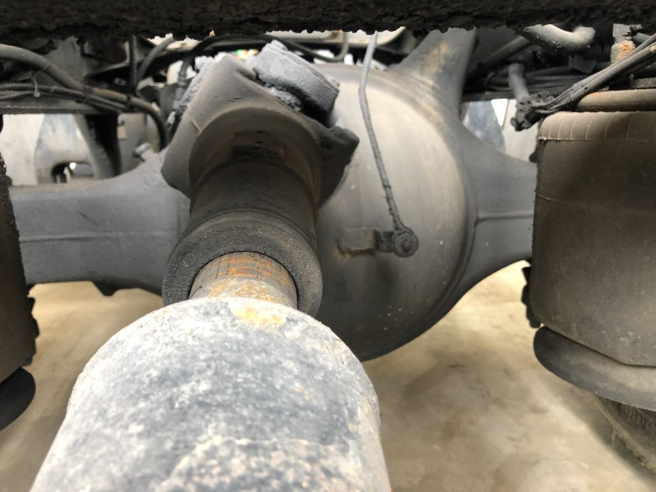 S11-15793-358 | Meritor RD20145 Axle Housing for Sale