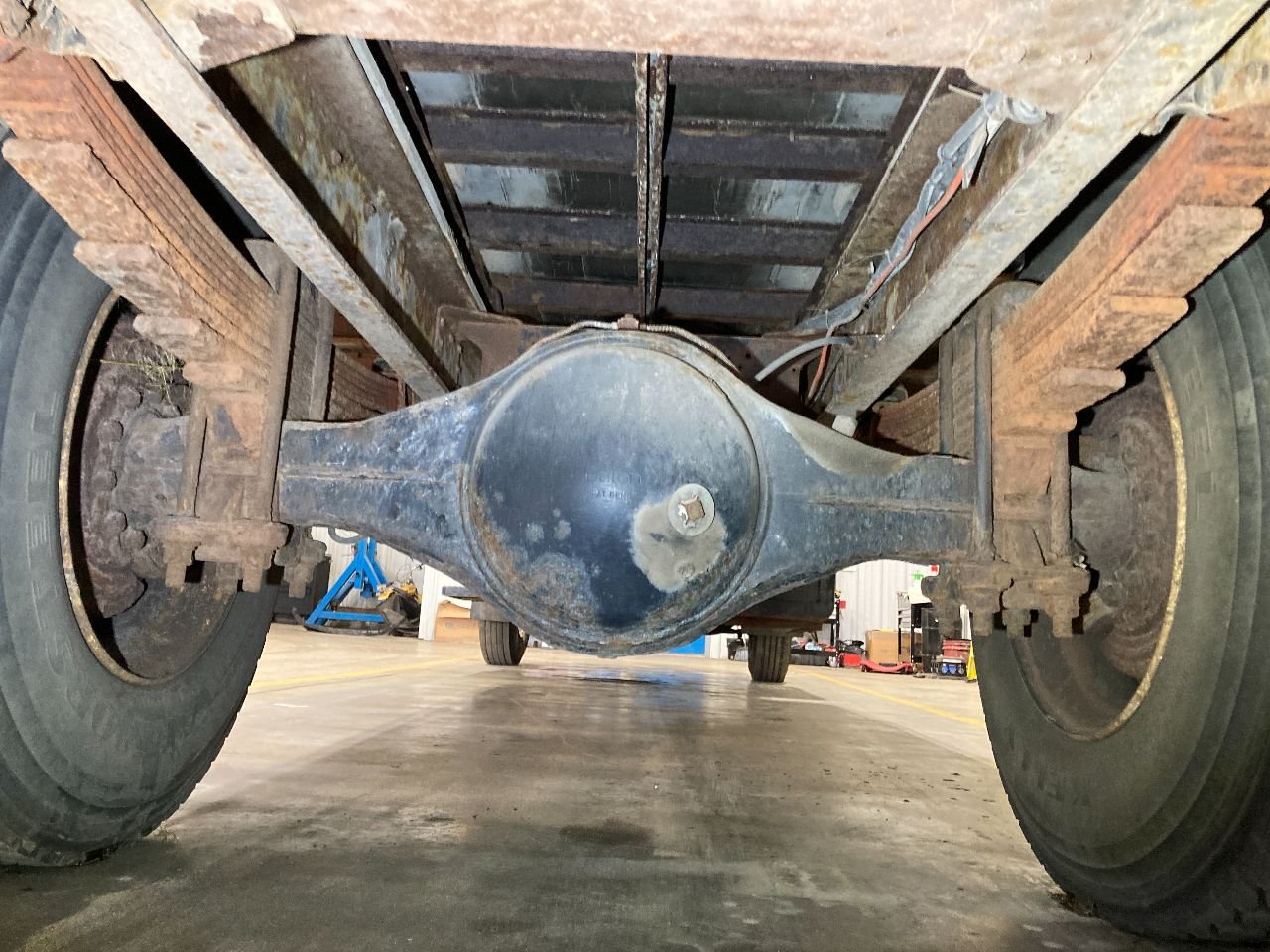 304186 | Eaton 19050S Axle Housing (Rear) for Sale
