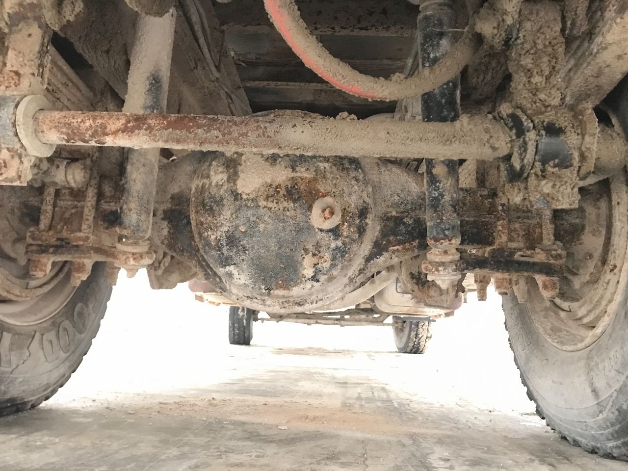 Eaton 21065S Axle Housing (Rear) for Sale