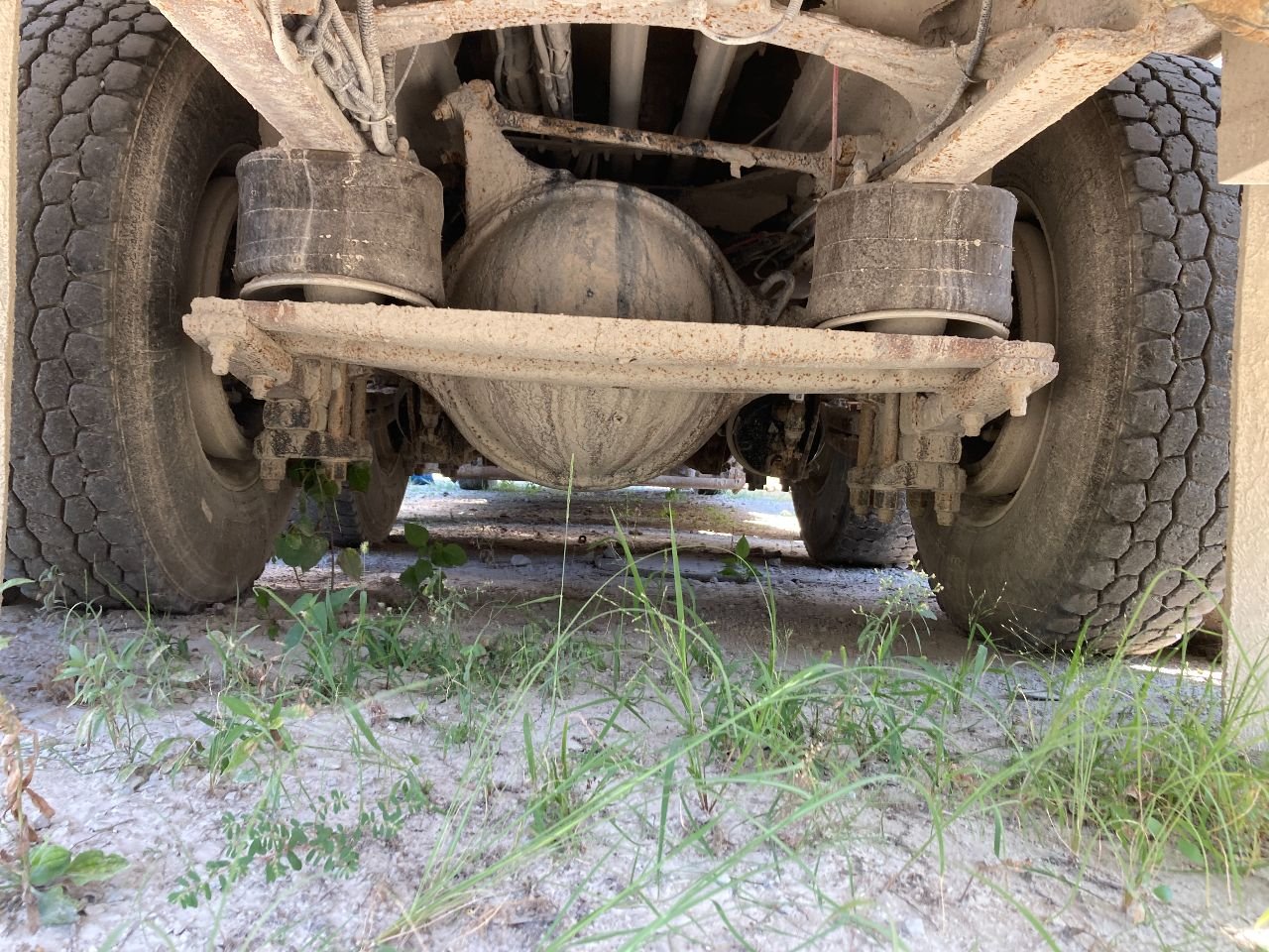 NO TAG | Meritor RR23164 Axle Housing (Rear) for Sale