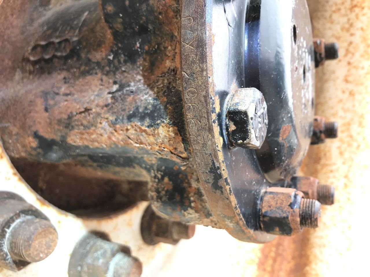 Eaton 129957 Axle Shaft for Sale
