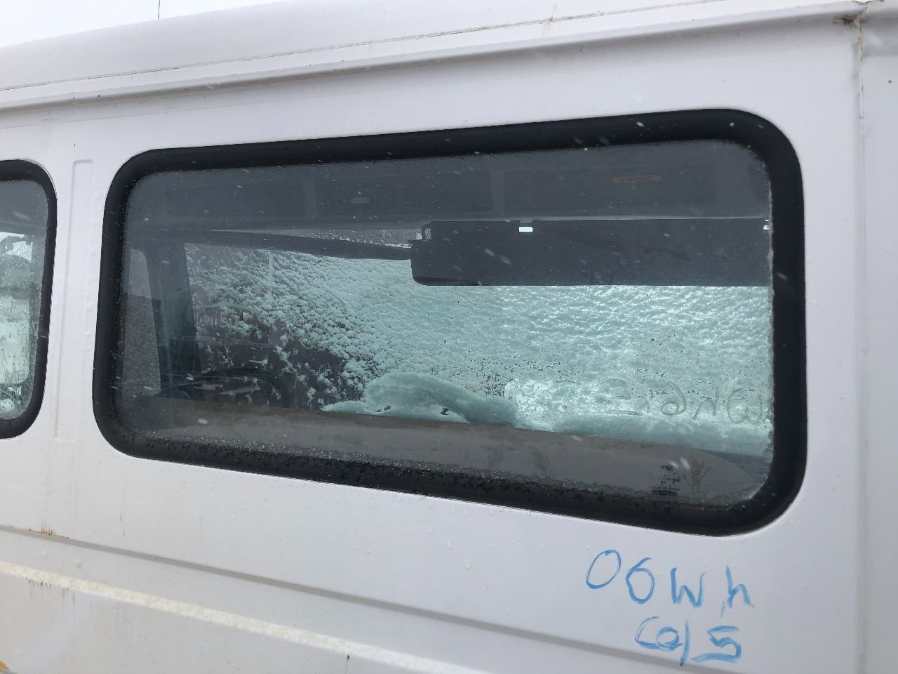 Freightliner FL50 Back Glass for Sale