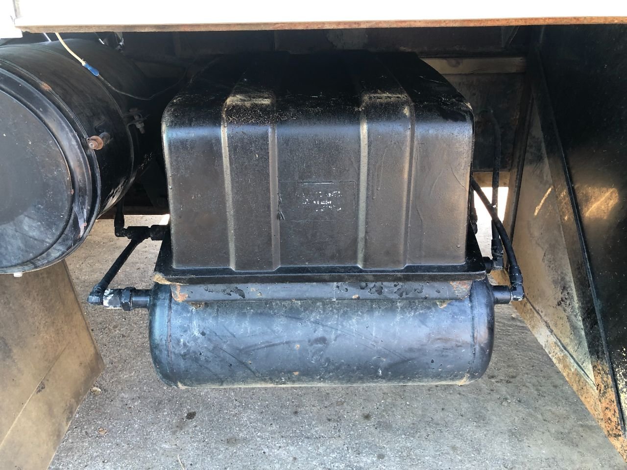 Peterbilt 200 LCF Battery Box for Sale