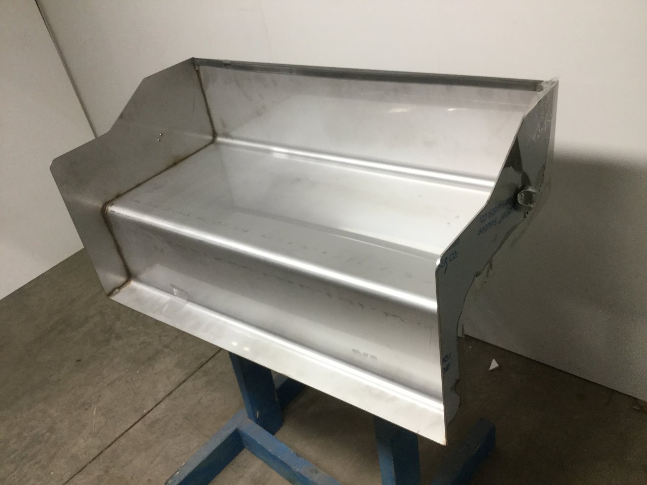 01-050142 | Peterbilt 389 Battery Box for Sale