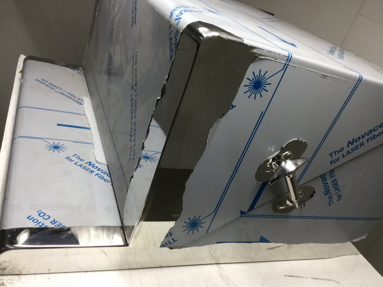 01-05153000 | Peterbilt 389 Battery Box for Sale