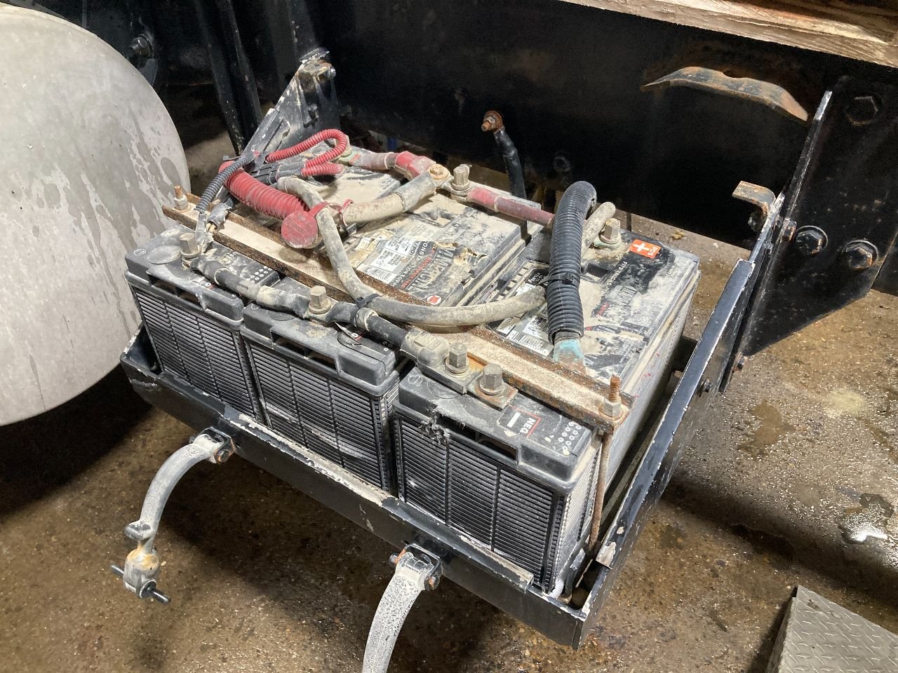 Freightliner C112 CENTURY Battery Box for Sale