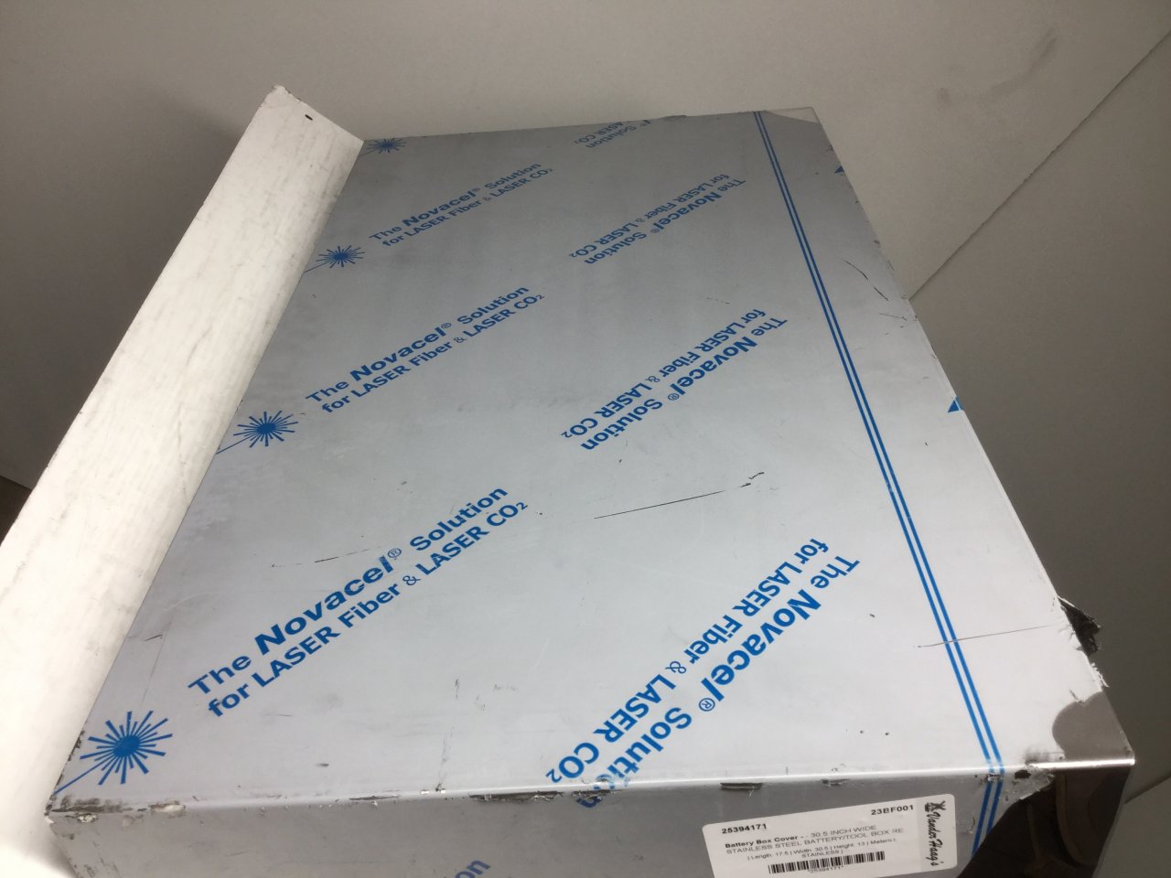 01-05153003 | Peterbilt 389 Battery Box Cover for Sale