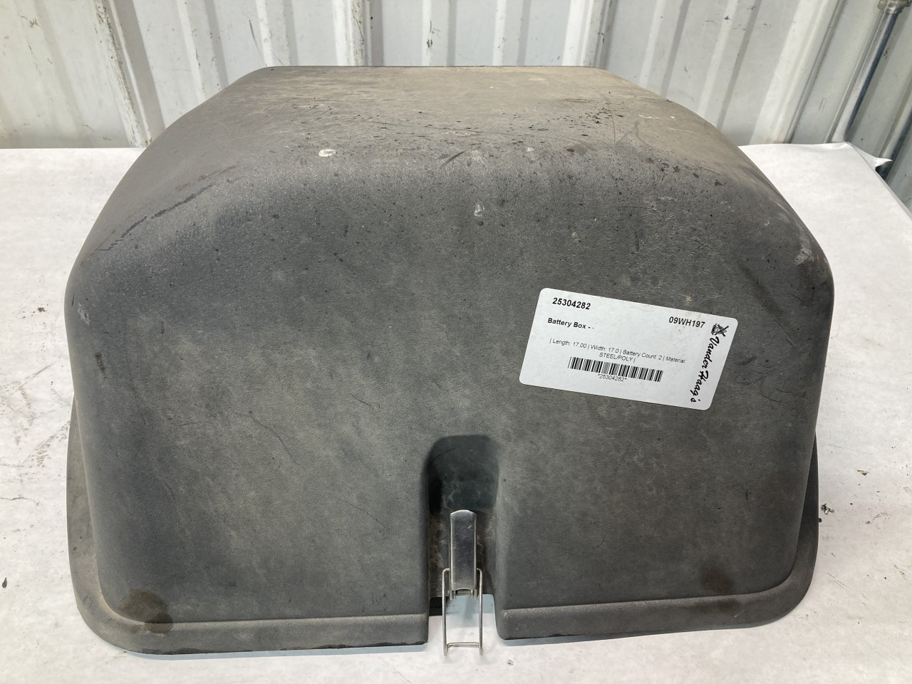 A06-43539-000 | Freightliner M2 106 Battery Box Cover for Sale