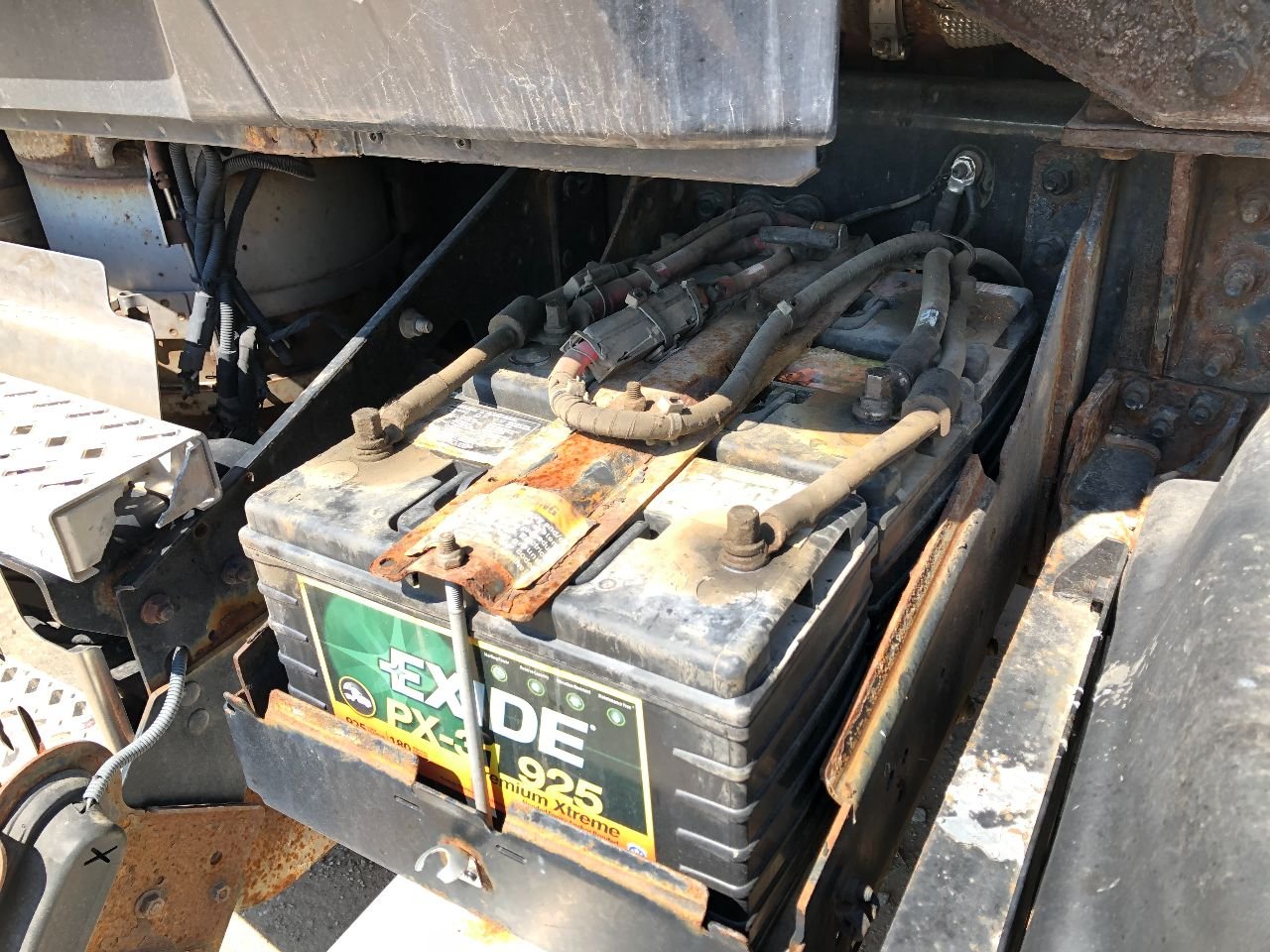 Mack GU713 Battery Box for Sale