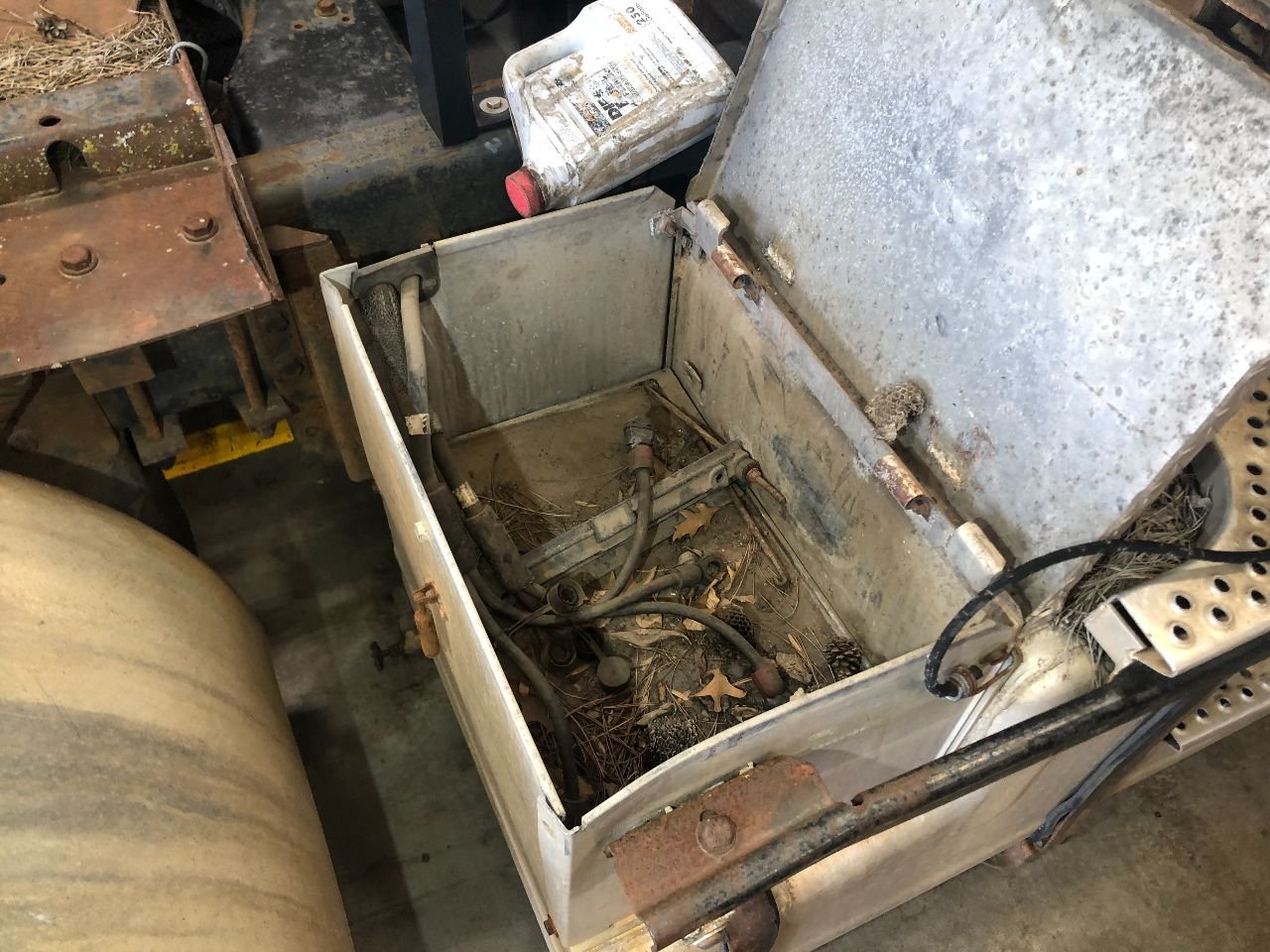 Ford LTA9000 Battery Box for Sale