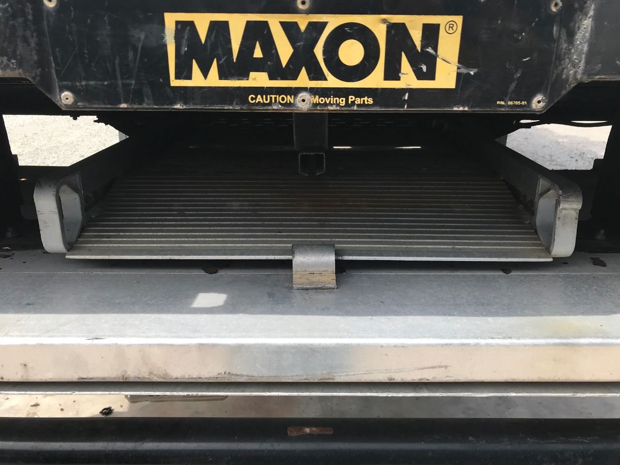 Maxon TE-33 Liftgate for Sale