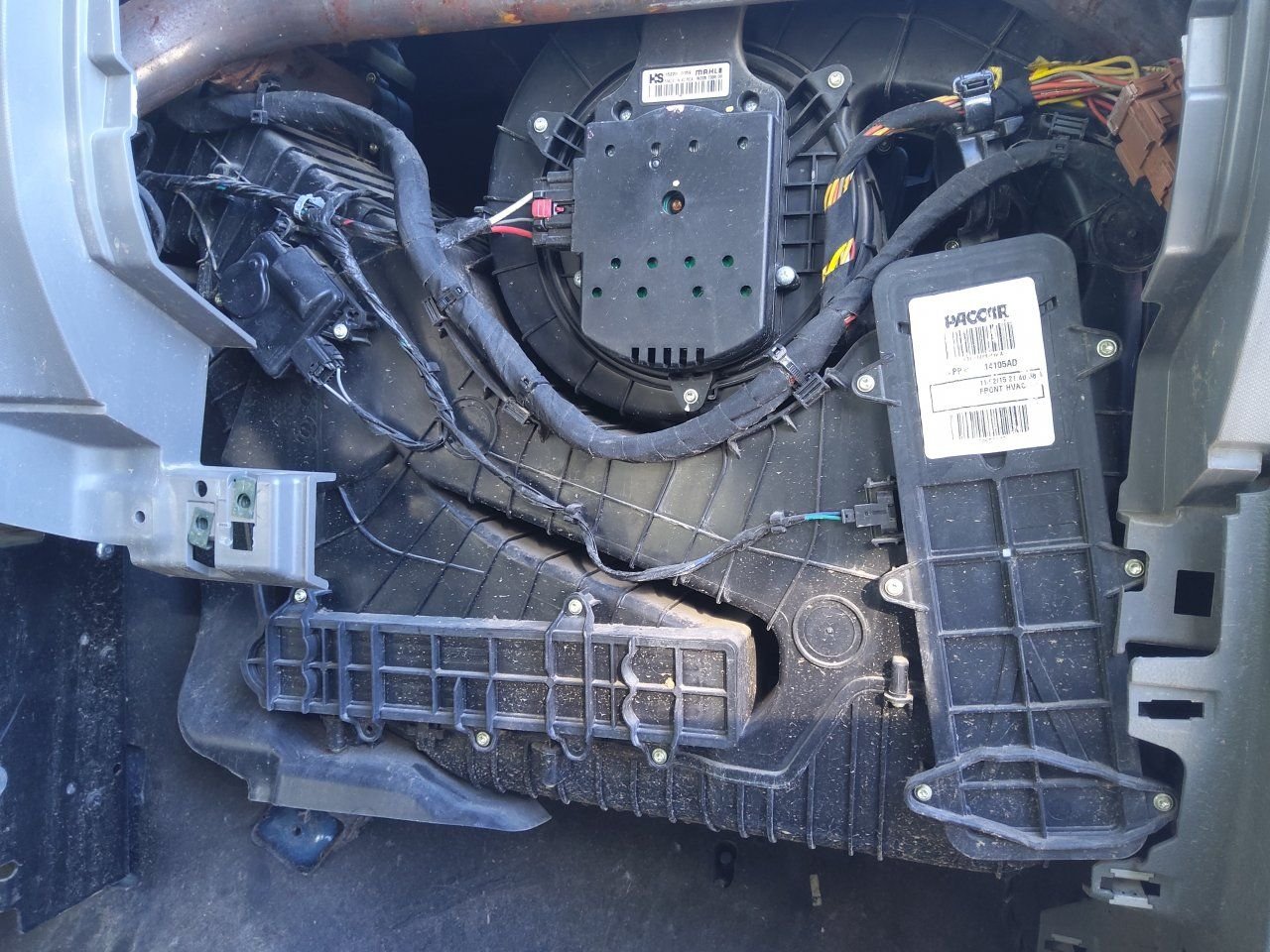 W205700800 | Kenworth T680 Blower Motor (HVAC) for Sale