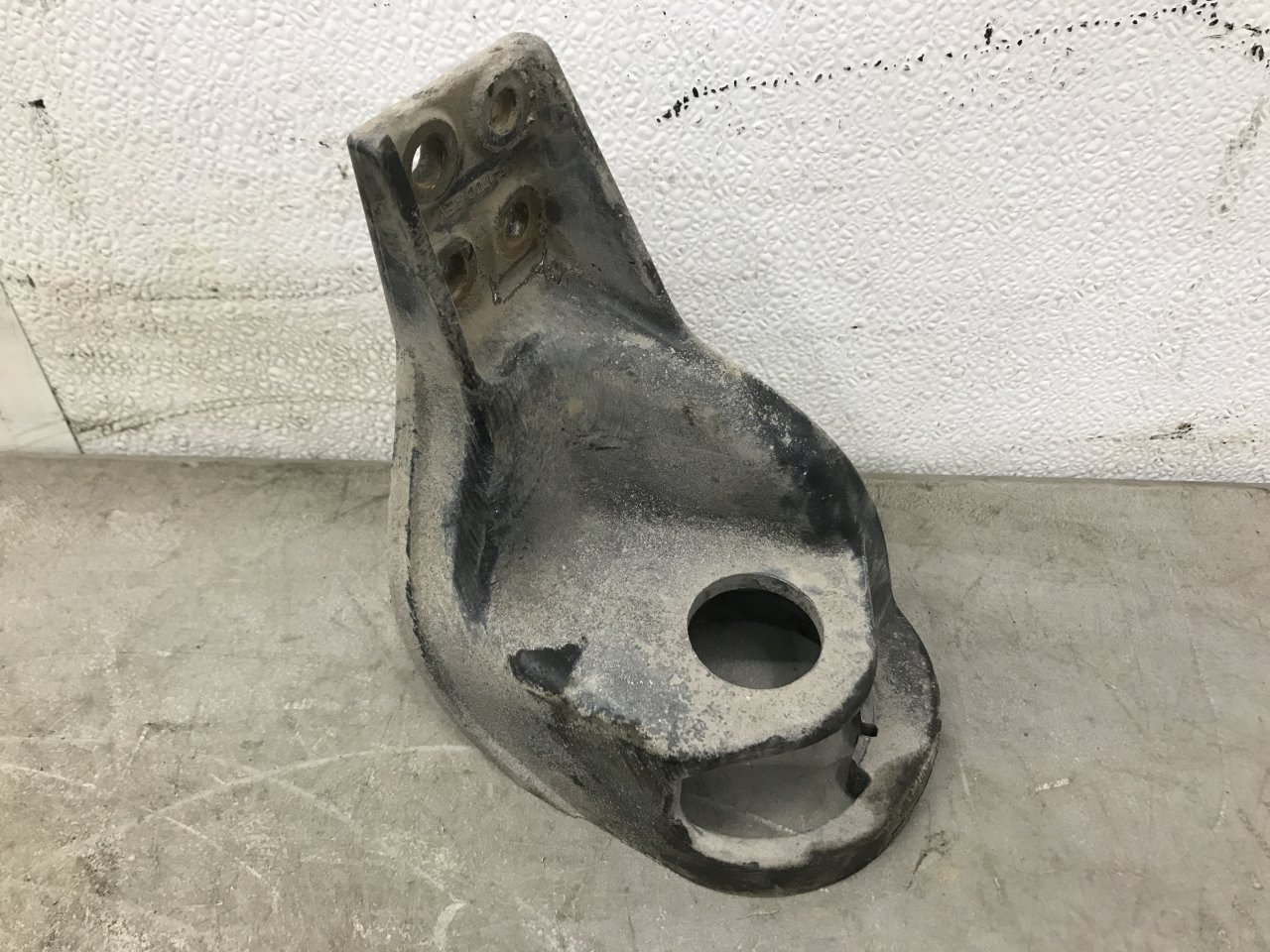 A85-1700 | Peterbilt 579 Bracket, Fairing for Sale