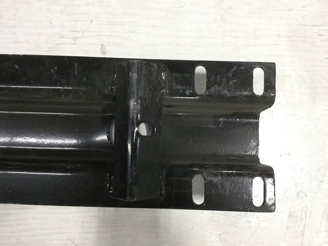 29-0601006 | International 4400 Bracket, Skirt for Sale