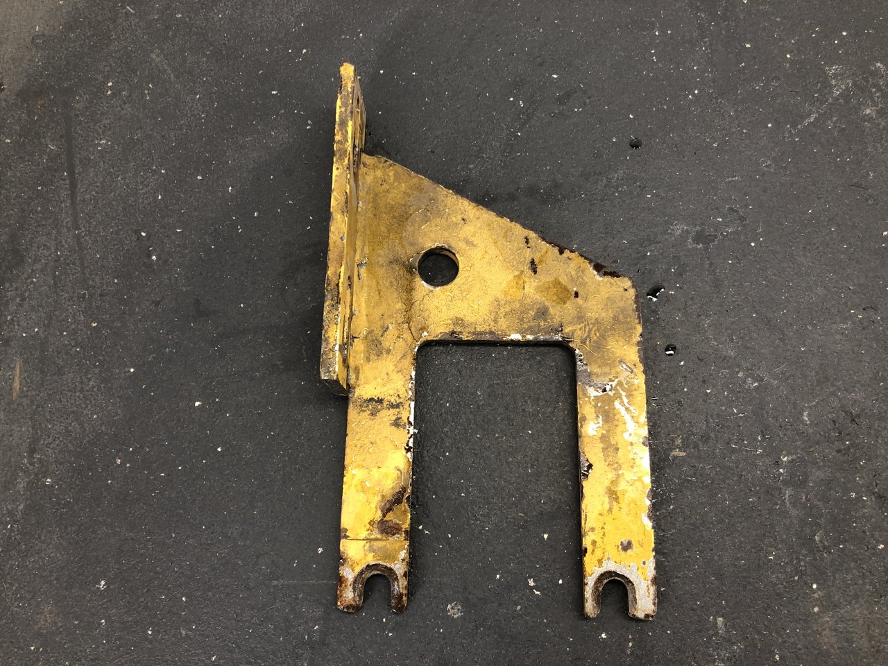 7C5788 | CAT 3406C Engine Bracket for Sale