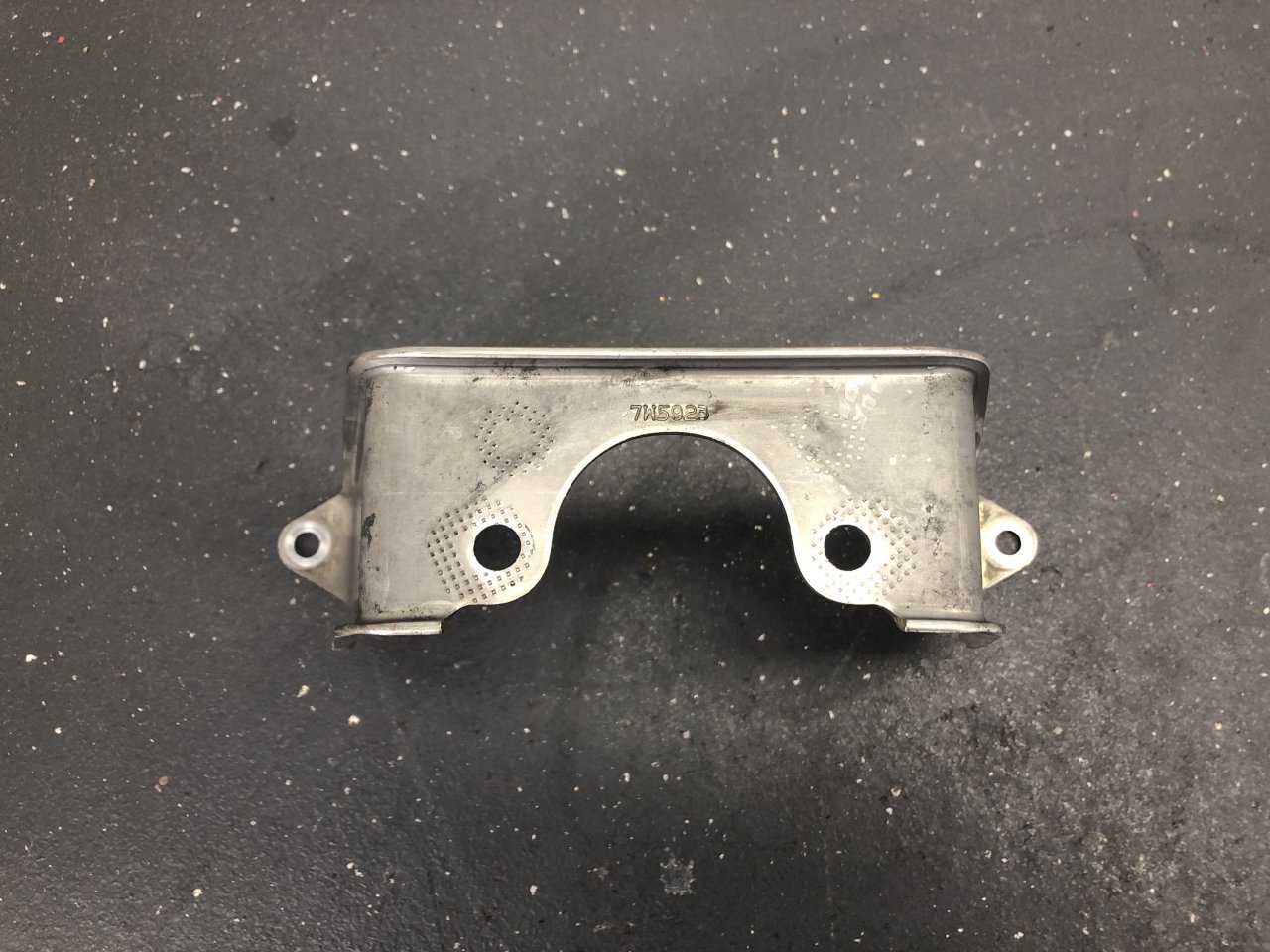 7W5923 | CAT 3406C Engine Bracket for Sale