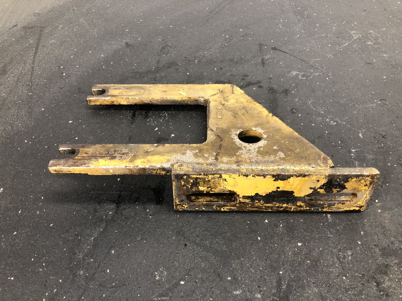 7C5788 | CAT 3406C Engine Bracket for Sale