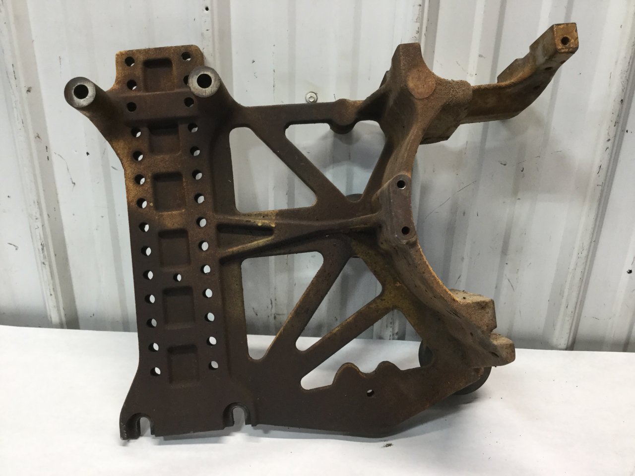 233-6150 | CAT C12 Engine Bracket for Sale