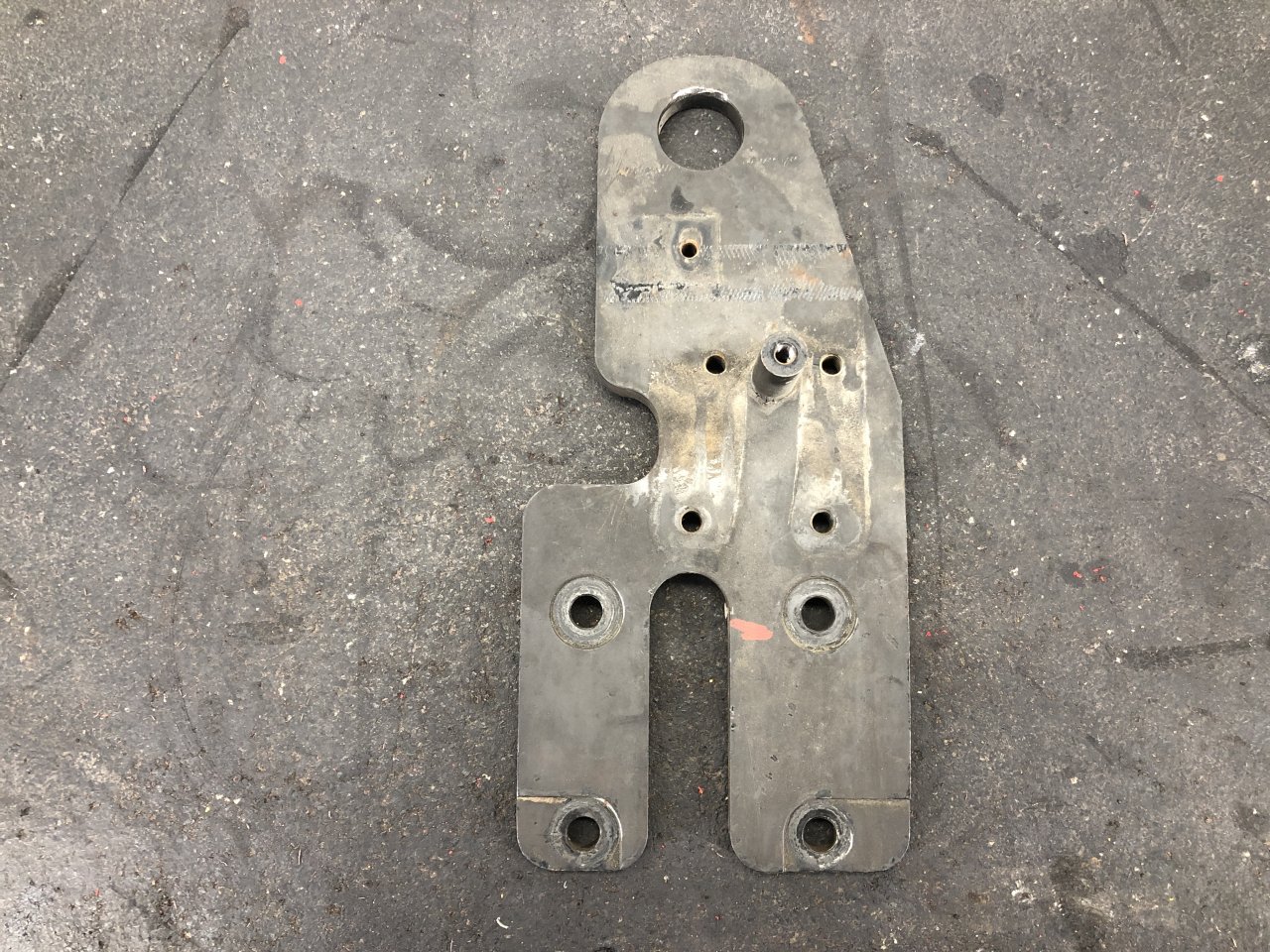 Paccar MX13 Engine Bracket for Sale