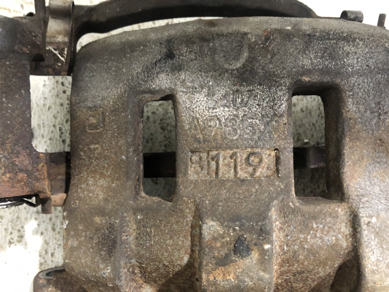 International 2674 Caliper for Sale