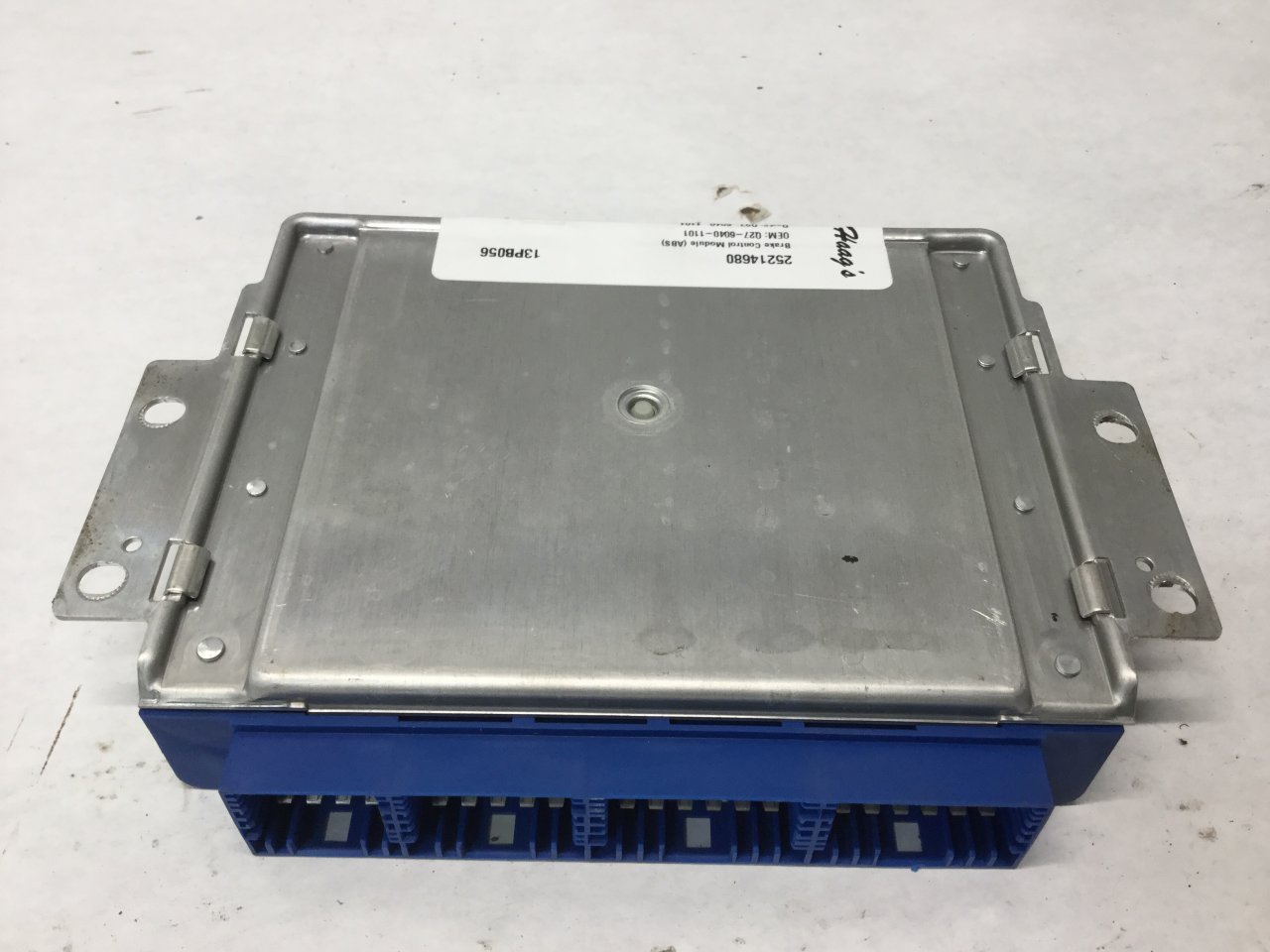 Q27-6040-1101 | Peterbilt 579 Brake Control Module (ABS) for Sale